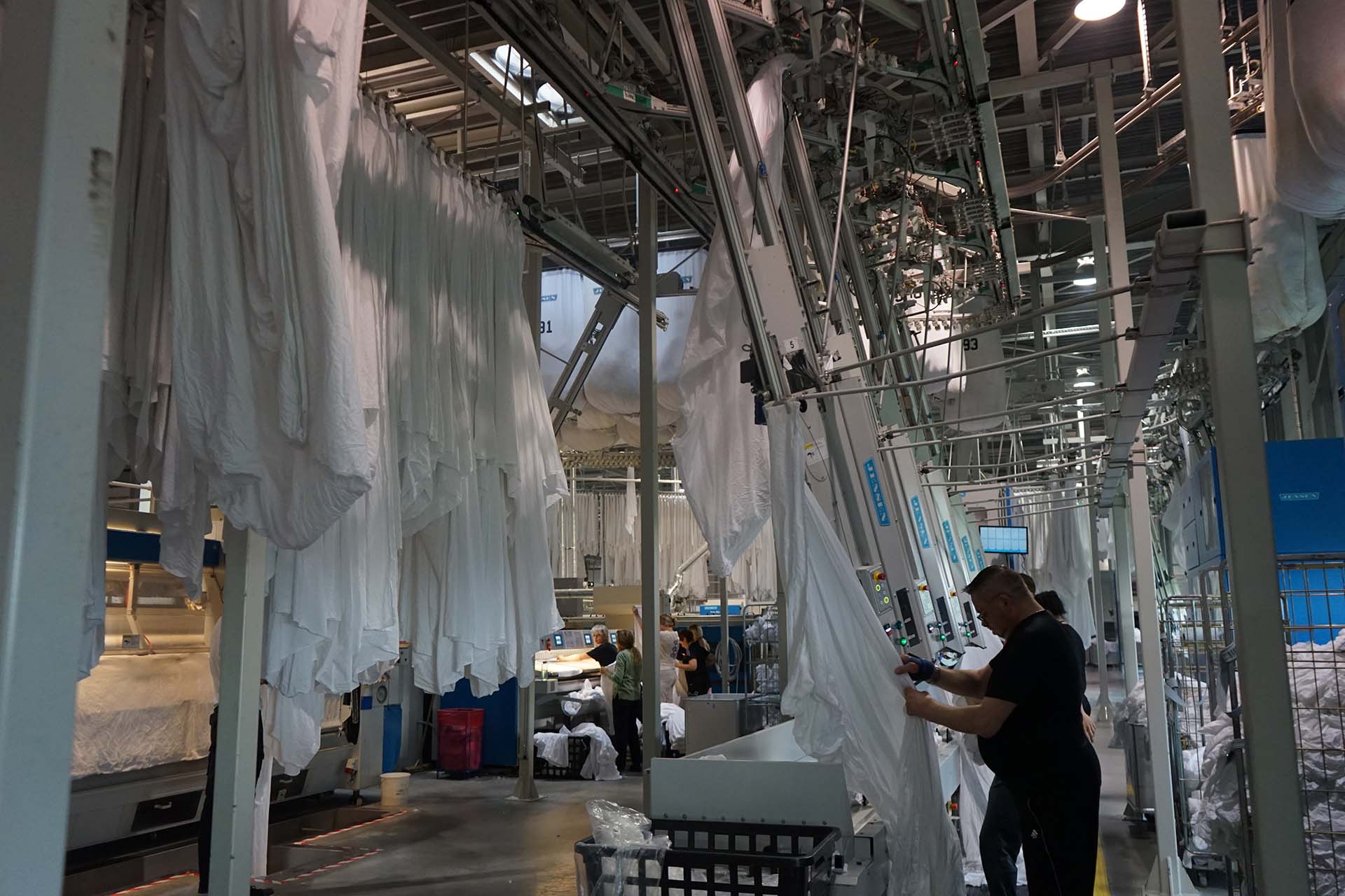 Netherlands Launderers—Two High-Tech Plants With Varied Missions ...